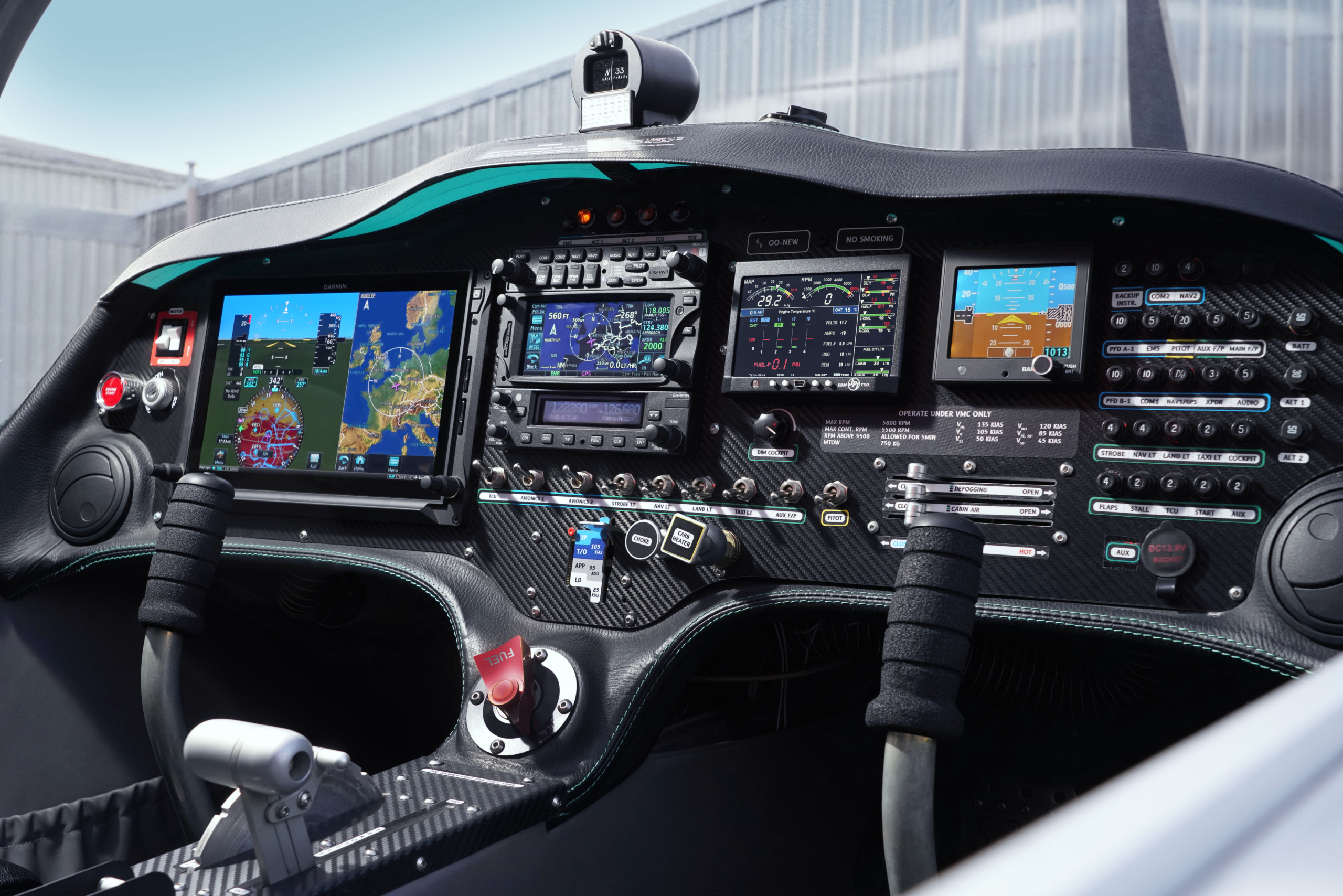 Monomotor Sonaca 200 recebe certificação SPHAIR da Força Aérea Suíça ...