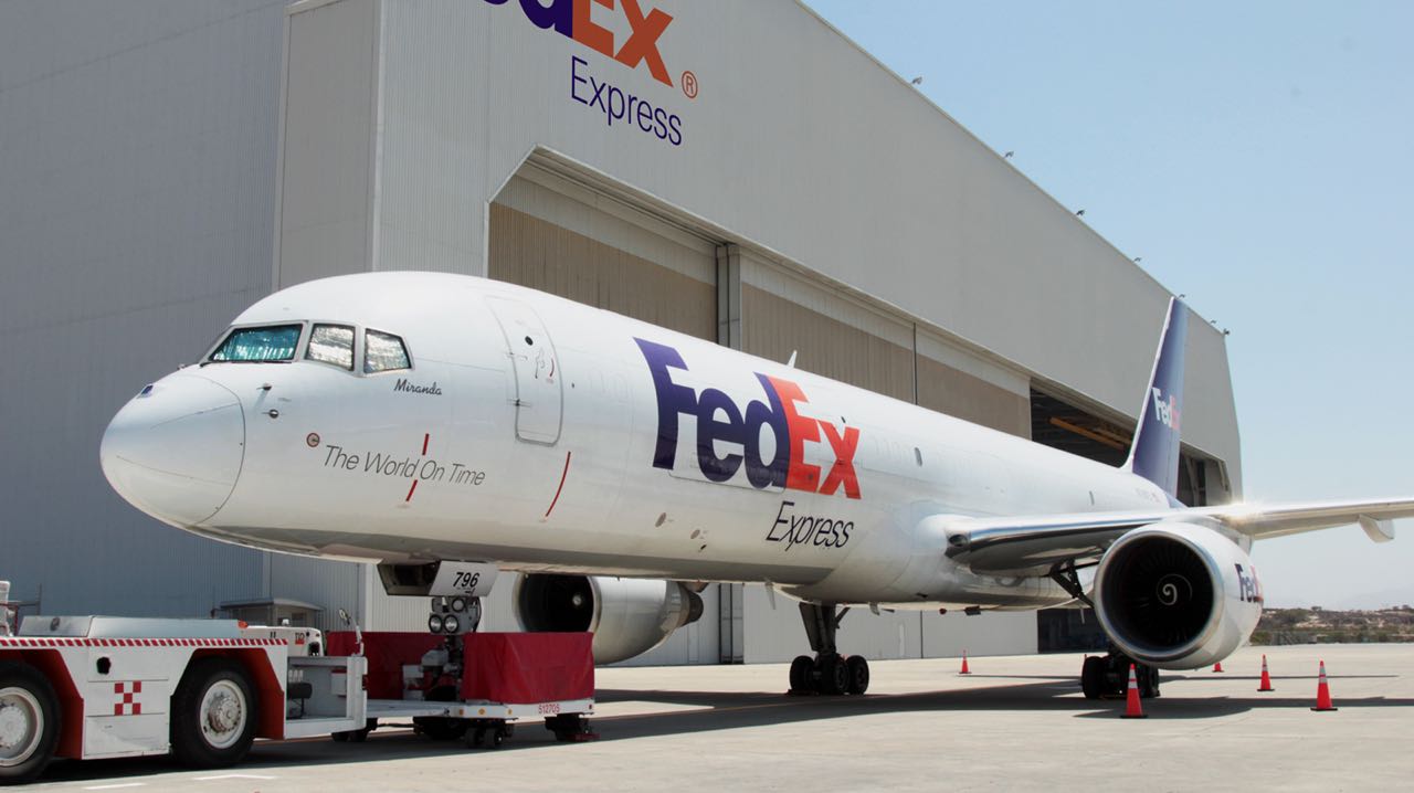 FedEx opera voo de apenas 30 quilômetros de distância com Boeing 757 ...