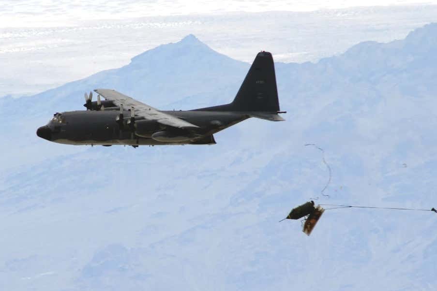 USAF e Lockheed ampliam esforços para transformar aeronaves de ...