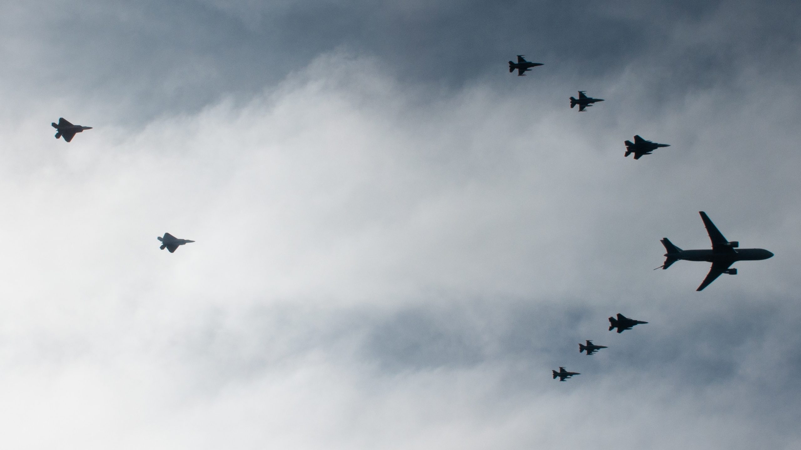 IMAGENS: USAF estabelece exercício “Black Flag” na Base Aérea Nellis ...