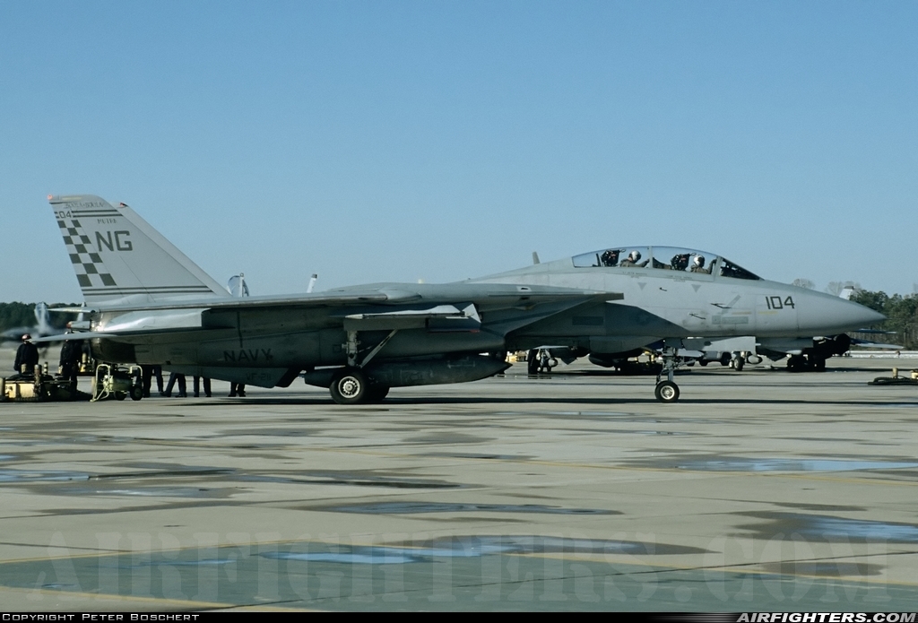 VÍDEO: Nada parava o Tomcat, nem a tripulação ejetando – Cavok Brasil