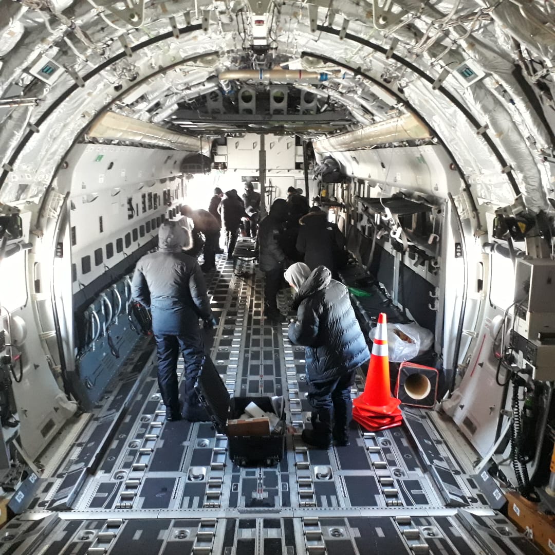IMAGENS: KC-390 Millennium realiza testes no frio extremo do Alasca ...