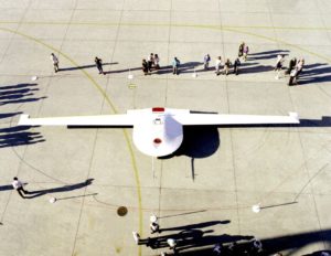 Skunk Works está prestes a testar uma nova aeronave secreta chamada ...
