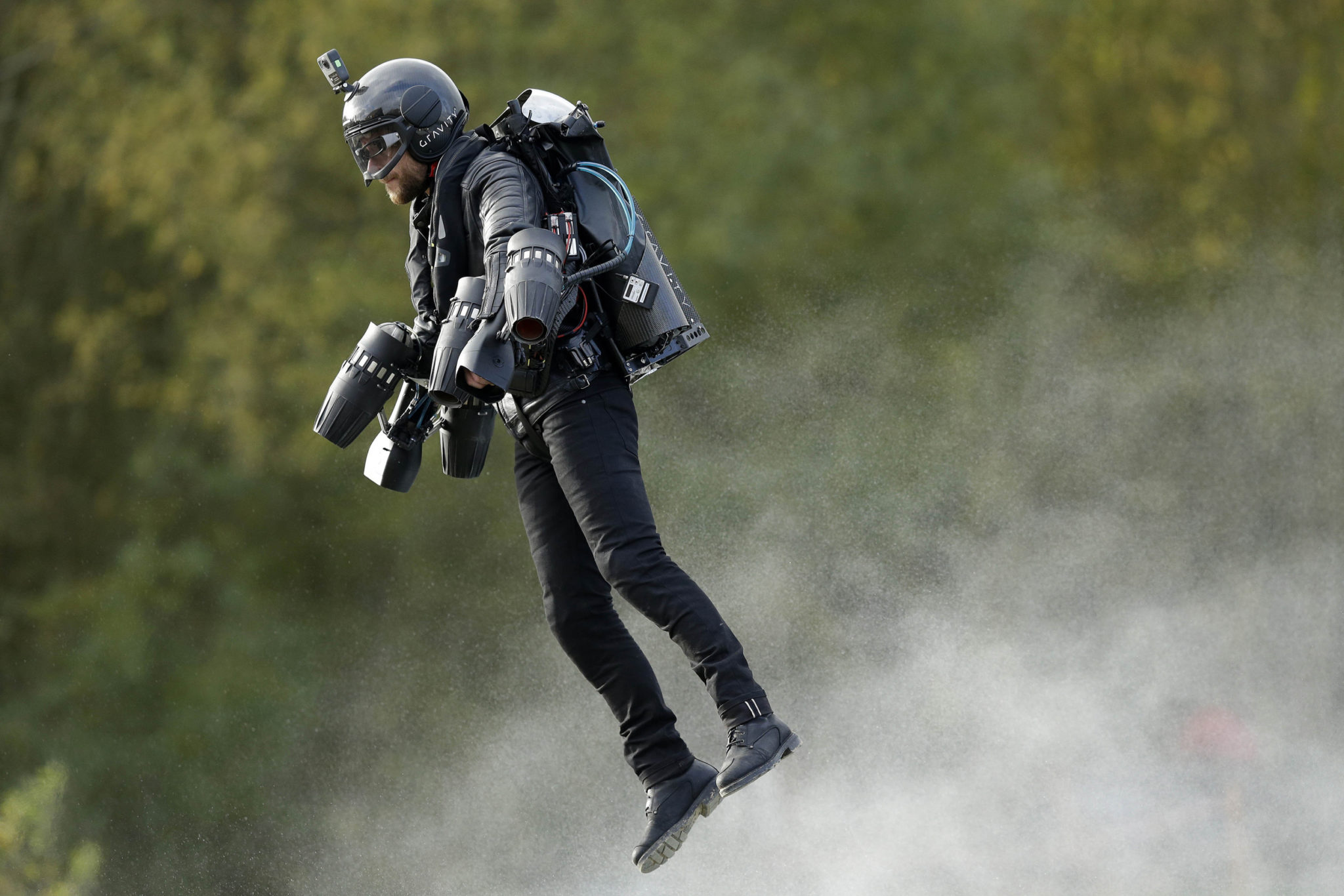 DARPA em busca de tecnologia de jetpack para uso militar DARPA em busca de tecnologia de jetpack para uso militar