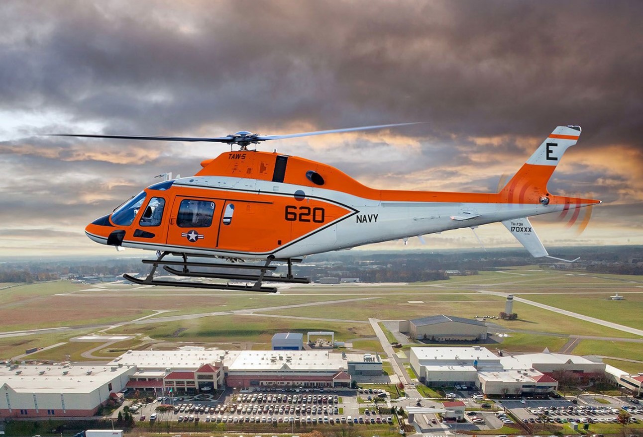 Marinha dos EUA recebe seu primeiro helicóptero de treinamento de ...