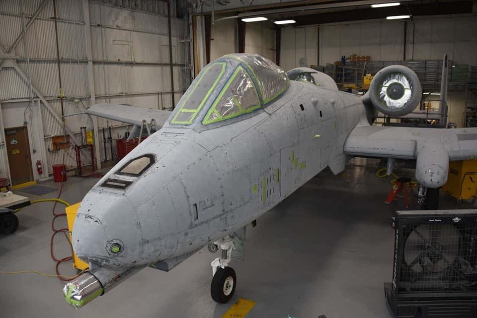 IMAGENS: Conheça o belíssimo A-10 “Blacksnake” – Cavok Brasil