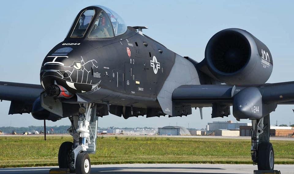 IMAGENS: Conheça o belíssimo A-10 “Blacksnake” – Cavok Brasil