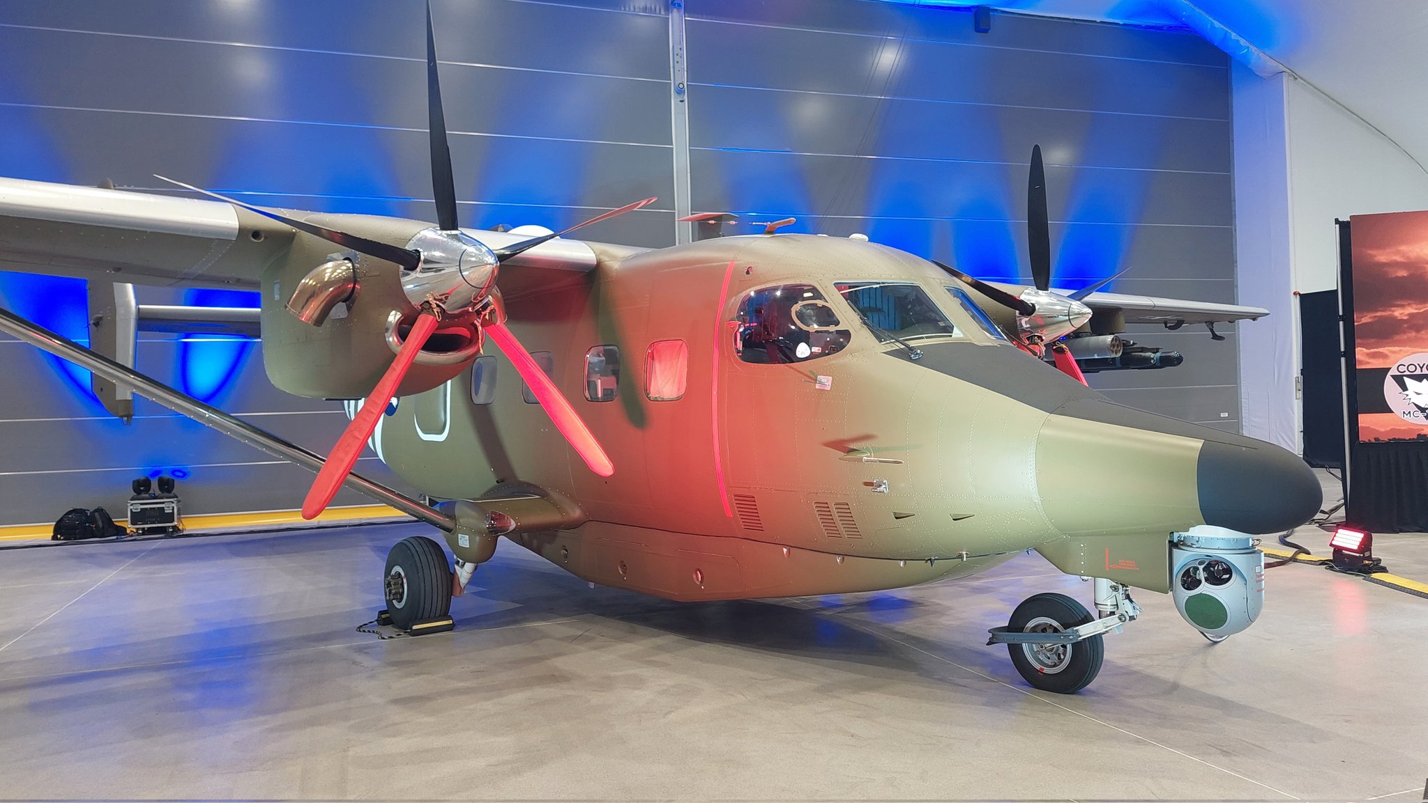 Lockheed apresenta sua nova aeronave de ataque multifunção MC-145B para ...