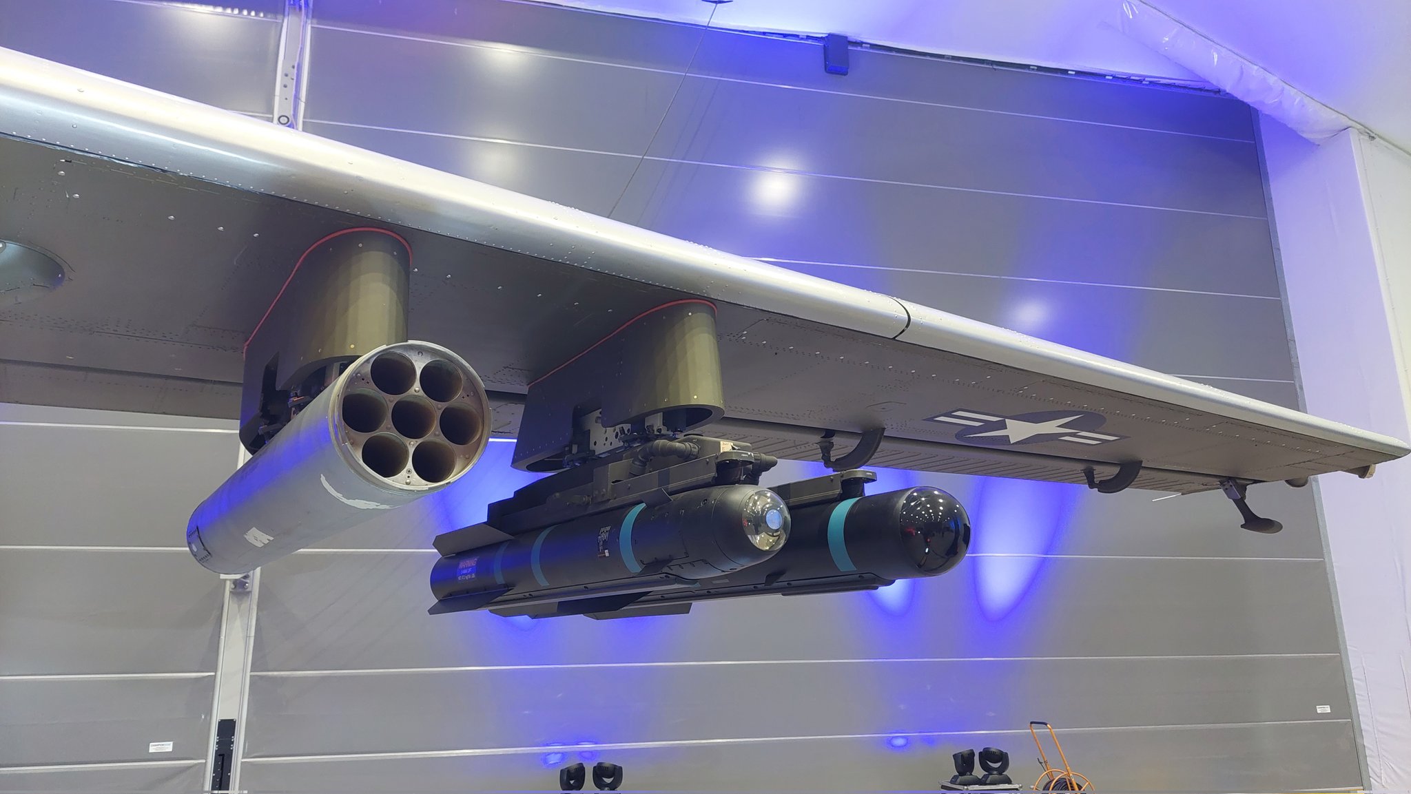 Lockheed apresenta sua nova aeronave de ataque multifunção MC-145B para ...