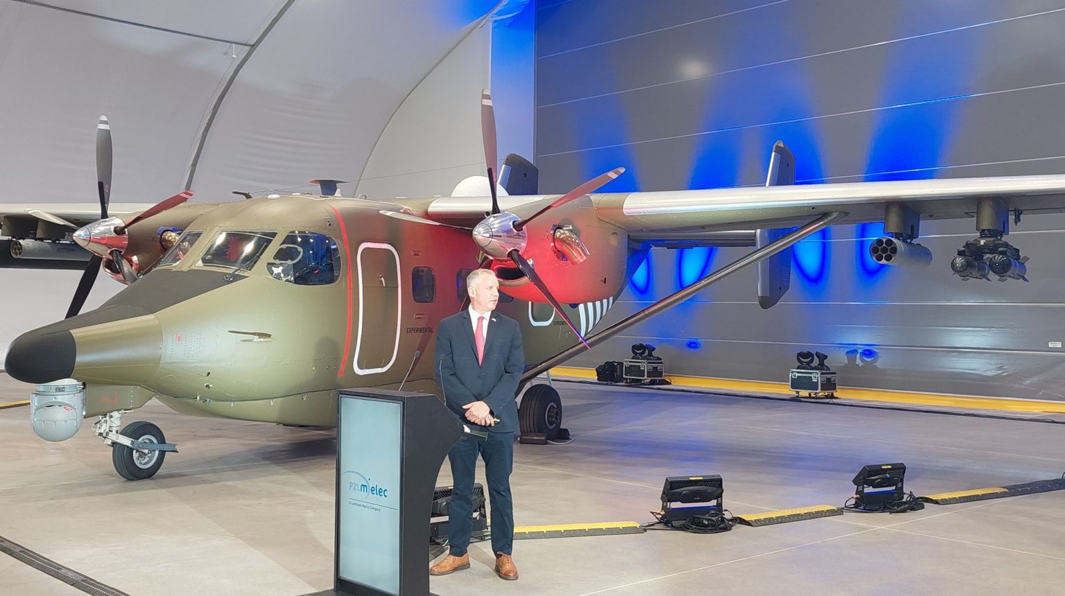Lockheed apresenta sua nova aeronave de ataque multifunção MC-145B para ...