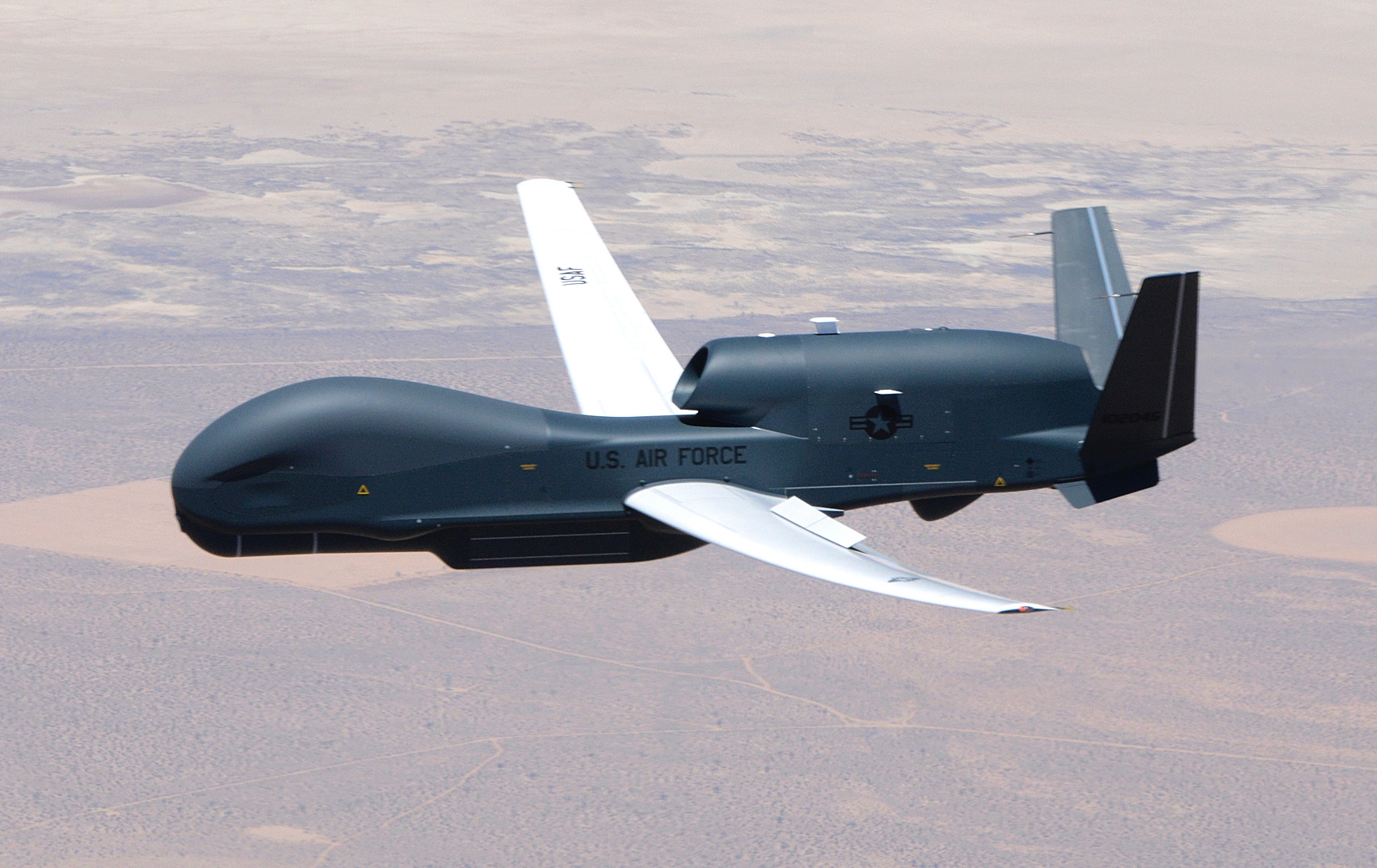 Northrop apresentará redirecionamento dinâmico em voo para RQ-4B Global ...