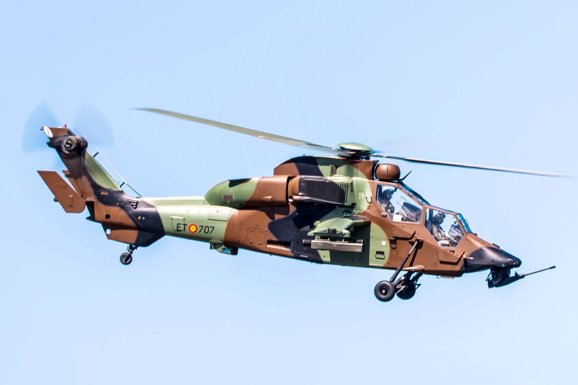 Espanha libera verba para modernizar os helicópteros Airbus Tigre Mk ...