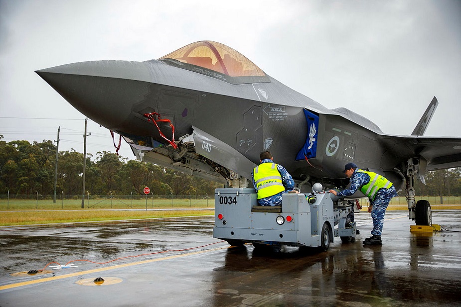 Caças F-35As australianos empregam as primeiras bombas BLU-111 ...