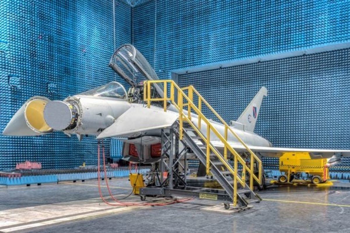 Leonardo recebe 260 milhões de euros para atualizar radar AESA nos ...