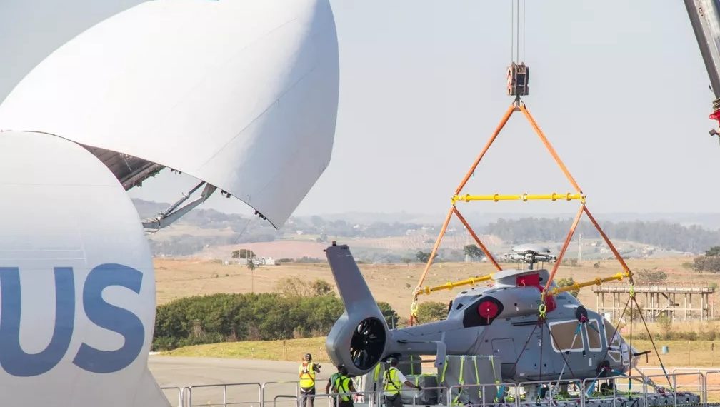 IMAGENS: Airbus entrega helicóptero ACH160 no Brasil – Cavok Brasil