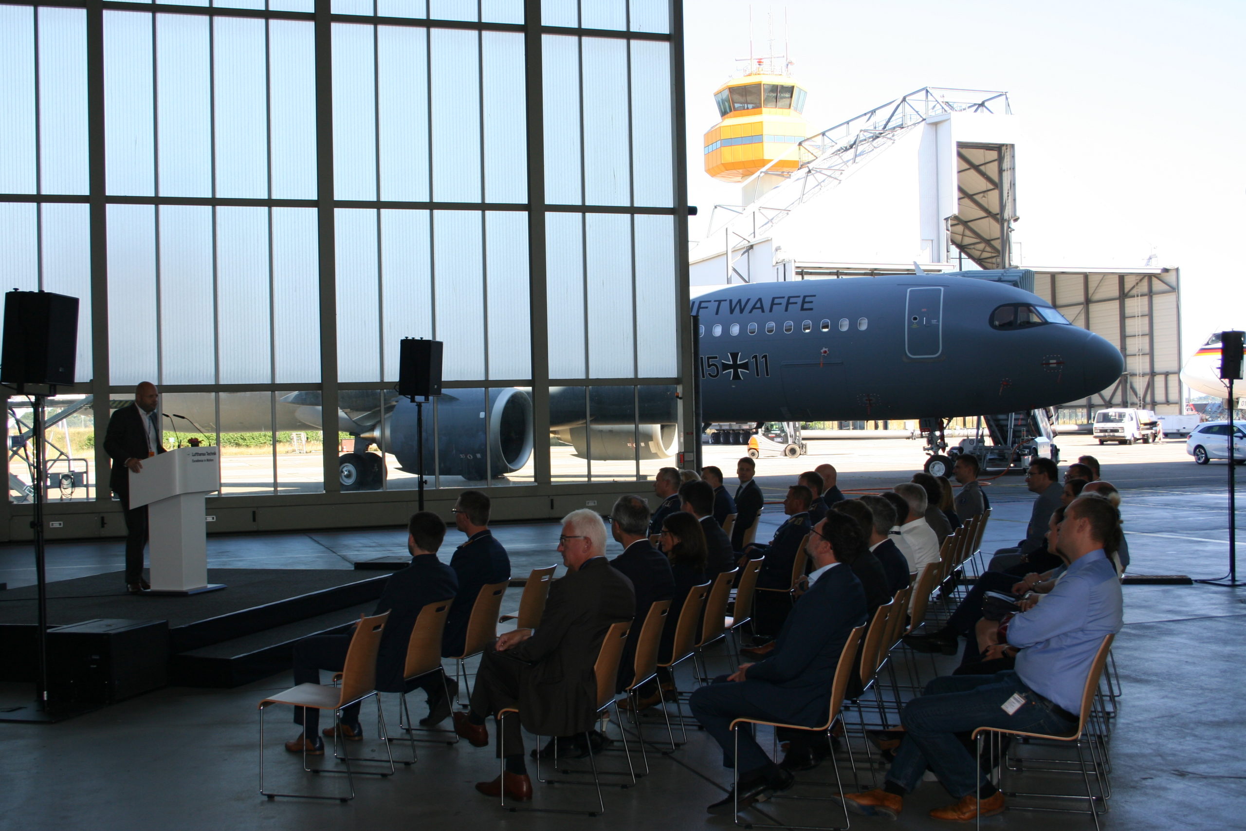 Força Aérea Alemã recebe segunda aeronave A321 de transporte de tropas ...