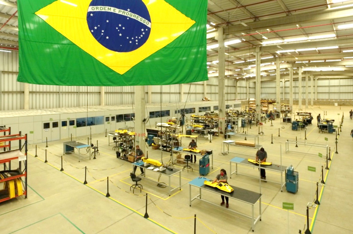 Embraer anuncia investimento na XMobots, maior companhia de drones da ...