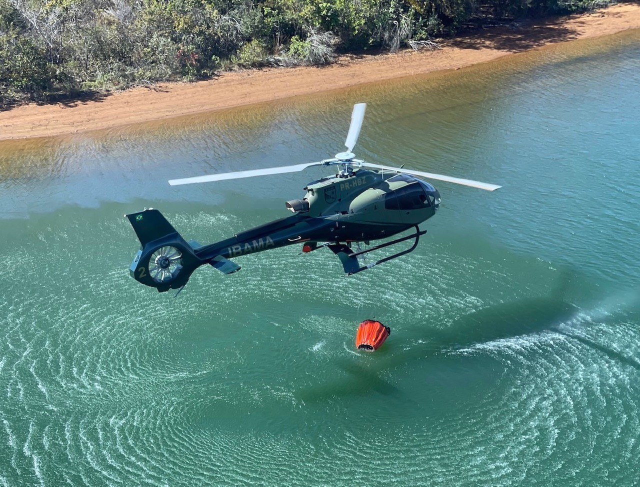BRASIL: IBAMA introduz o Sling Dragon no combate aéreo de incêndios ...