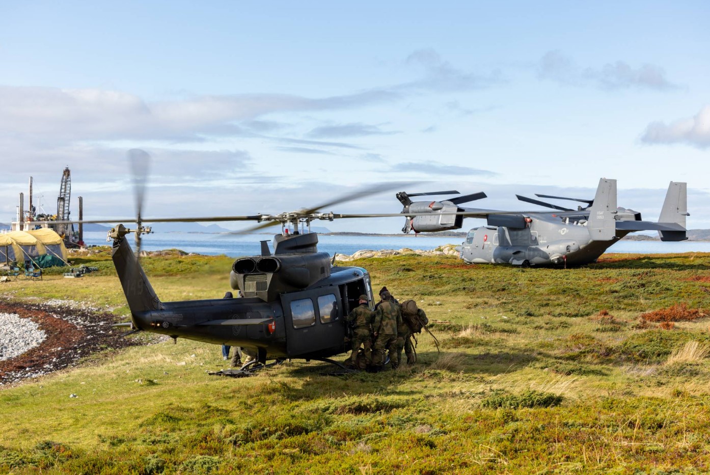Noruega faz progresso na recuperação do Osprey dos EUA preso em uma ...