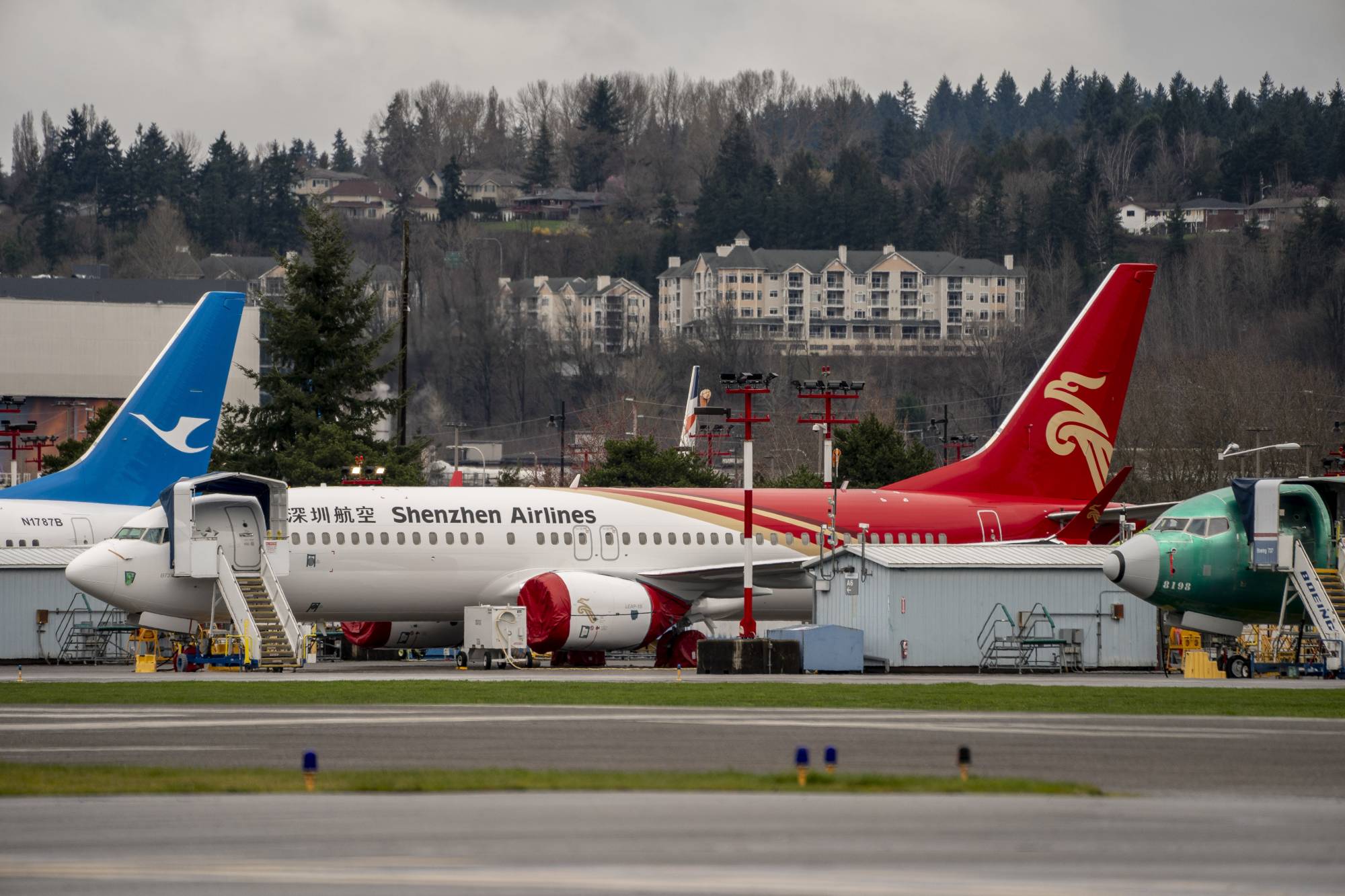 Boeing vai revender cerca de 150 aviões 737 MAXs construídos para ...
