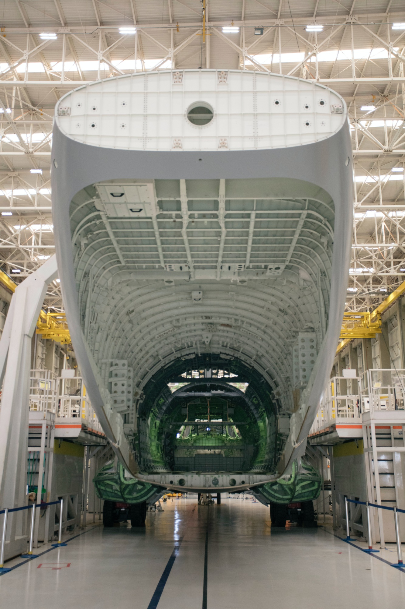 IMAGENS: Embraer avança na produção do primeiro KC-390 Millennium para ...