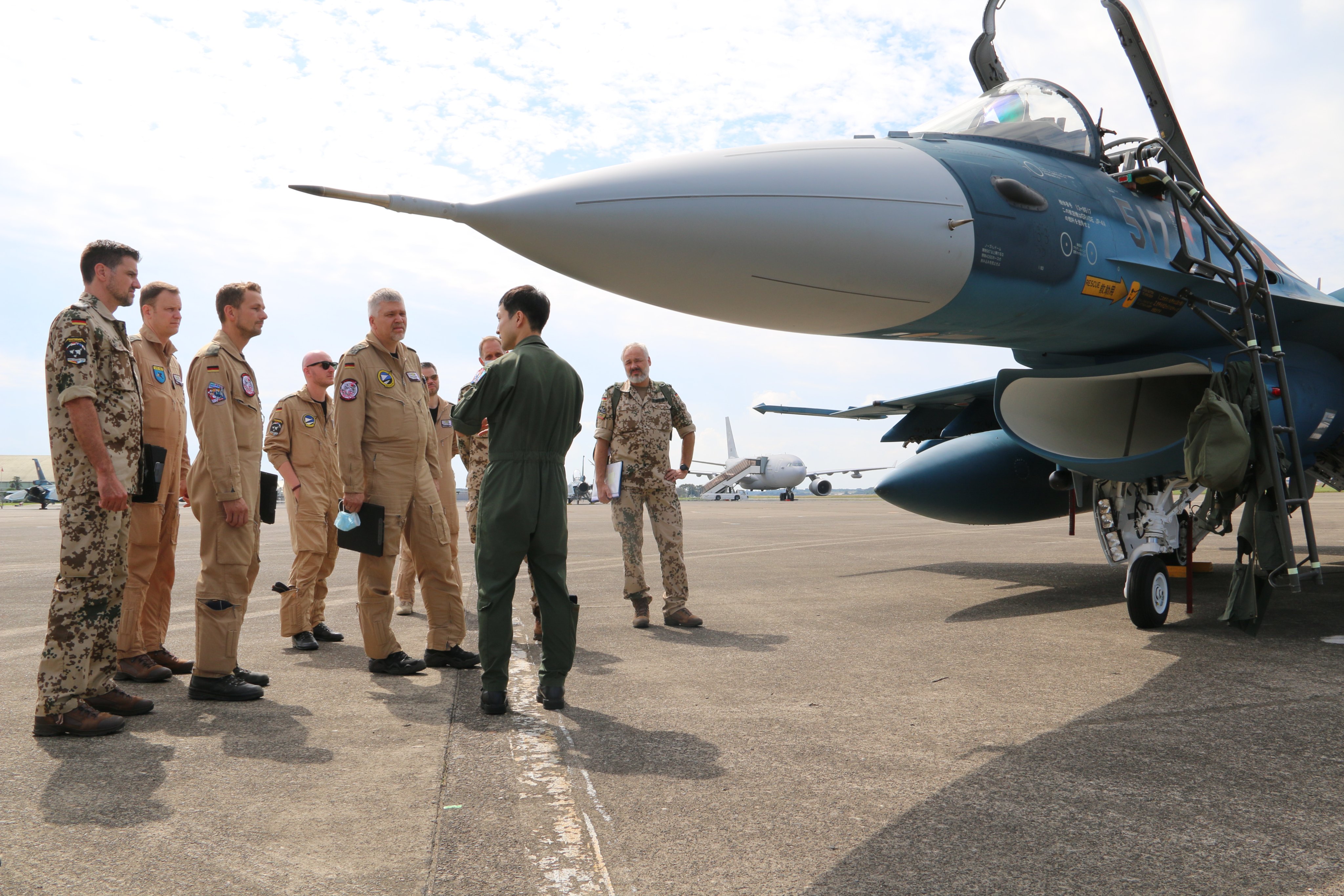 IMAGENS: Forças aéreas do Japão e da Alemanha realizam primeiro ...