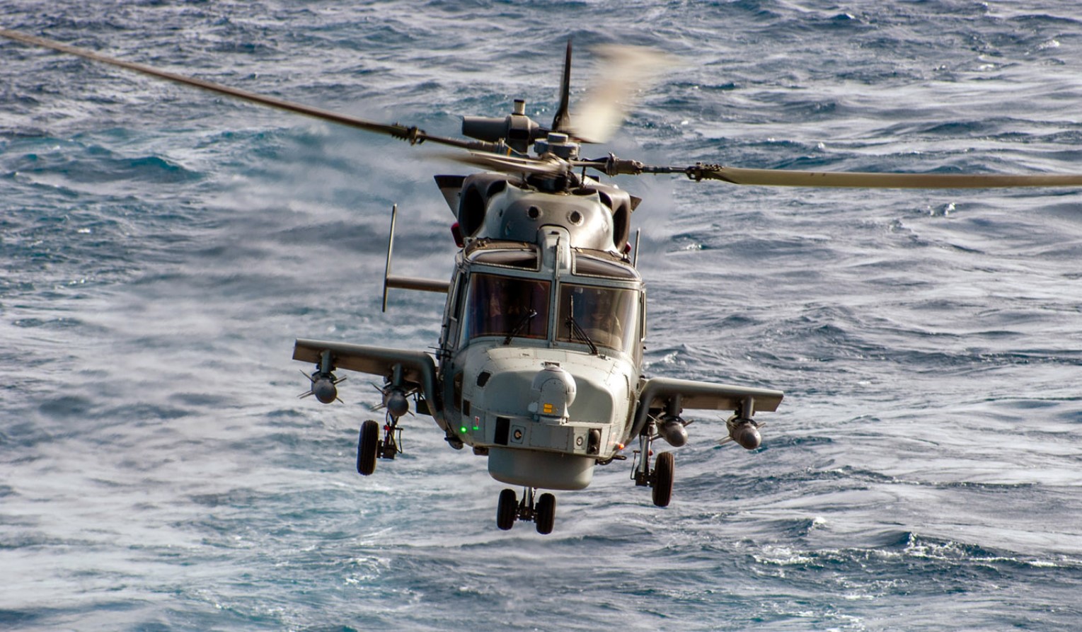 Wildcats da Marinha Real autorizados a voar com mísseis Martlet e Sea ...