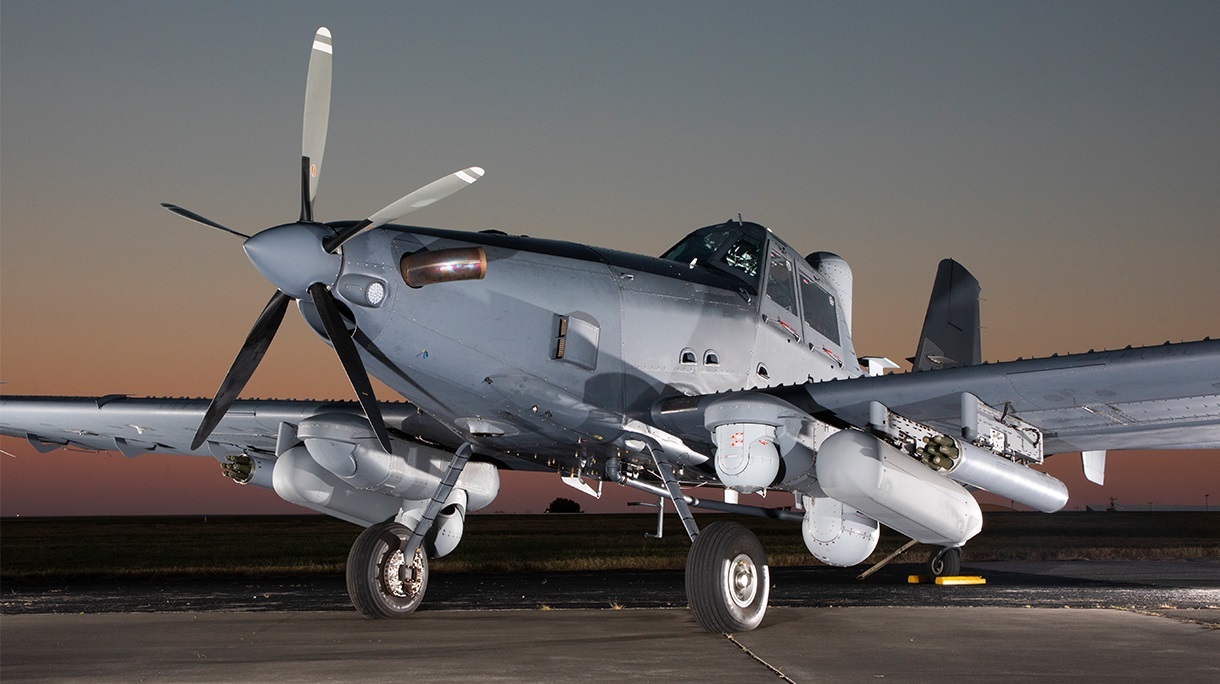 Força Aérea da Jordânia recebe primeiro AT-802 modernizado no padrão ...