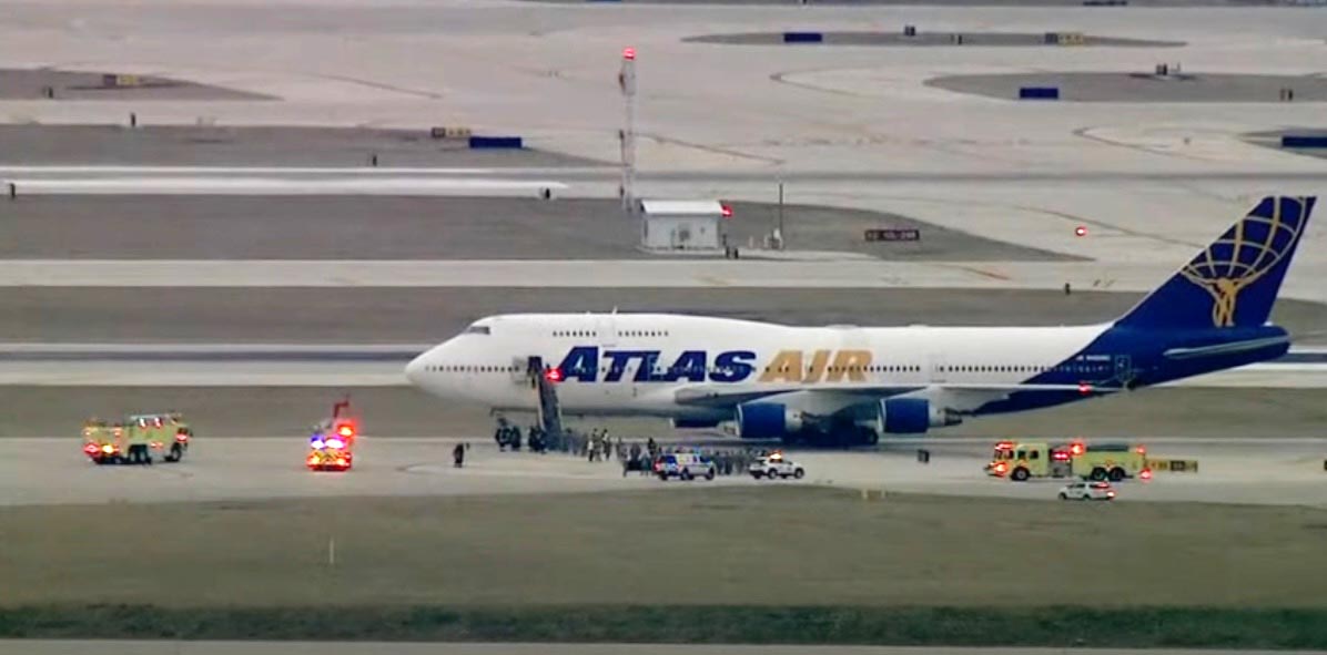Boeing 747 que transportava militares dos EUA para a Polônia fez um ...