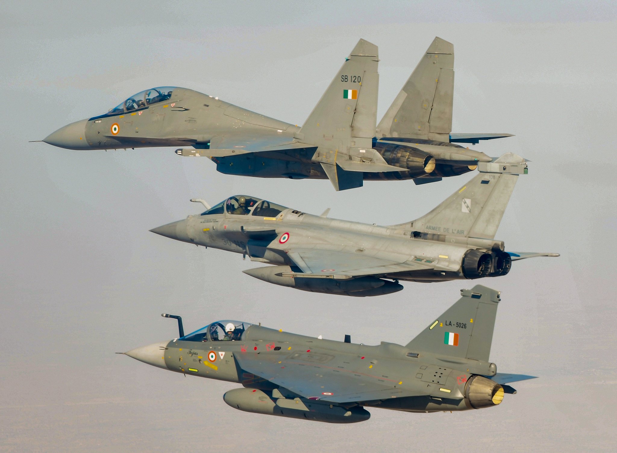 IMAGENS: IAF estreia HAL Tejas em exercícios com França e Cingapura IMAGENS: IAF estreia HAL Tejas em exercícios com França e Cingapura