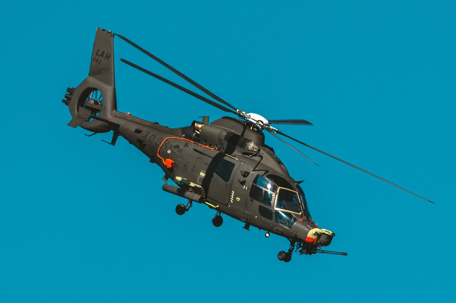 Coreia do Sul aprova plano de produção em massa para helicóptero armado ...