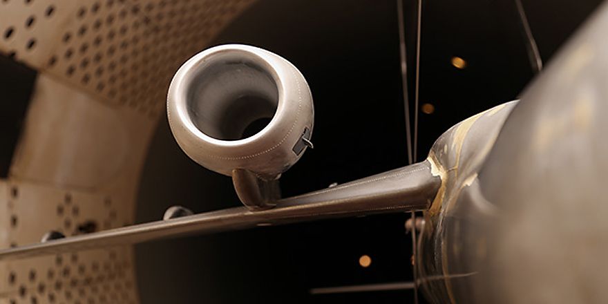 Modelo da aeronave SSJ-New com motores PD-8 passa nos testes ...