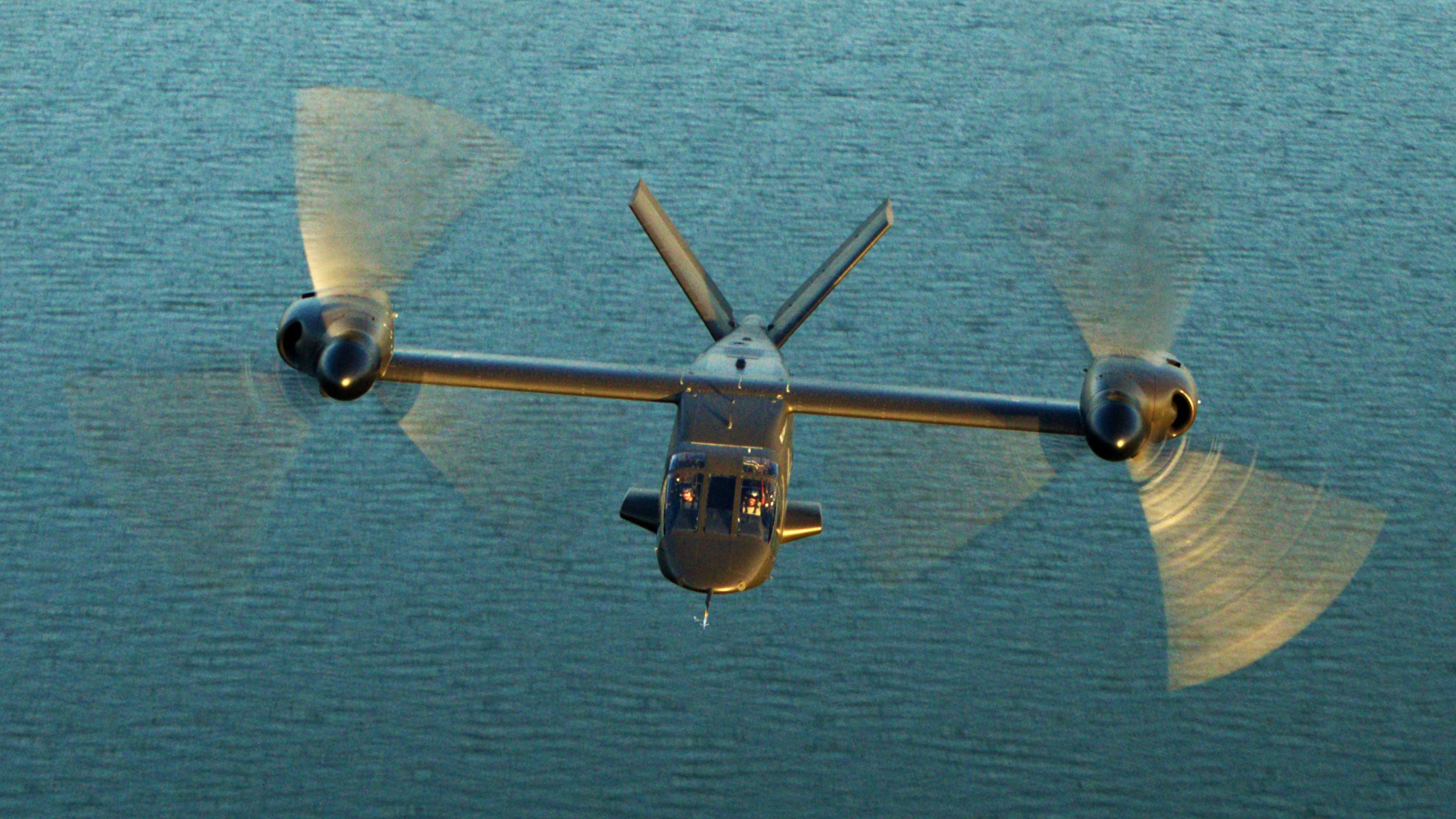 Bell V-280 Valor é escolhido como substituto do Black Hawk no Exército ...