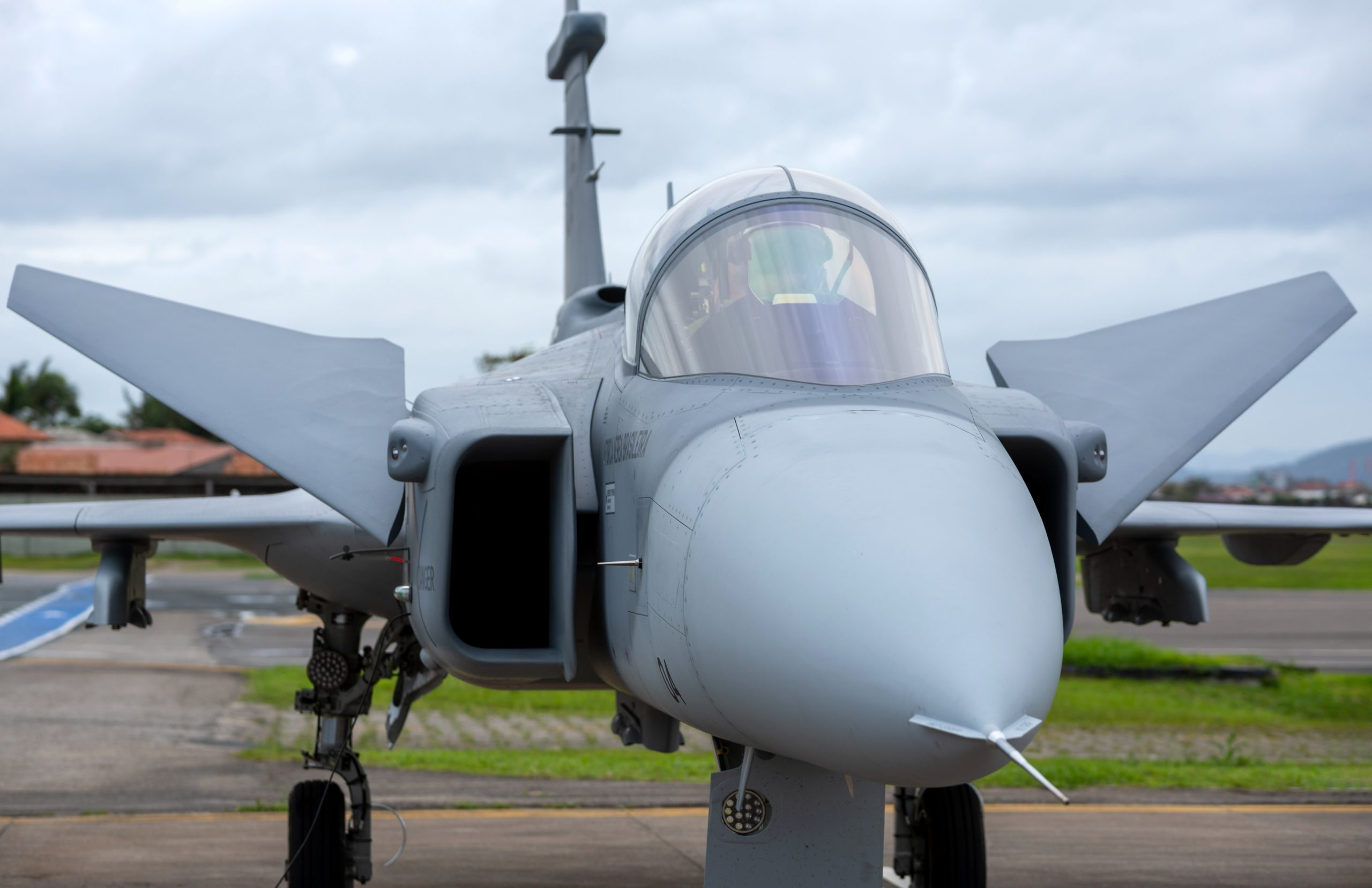 Caças F-39 Gripen serão incorporados na FAB na próxima semana – Cavok ...