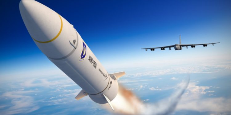 Força Aérea dos EUA realiza primeiro teste completo da arma hipersônica ...