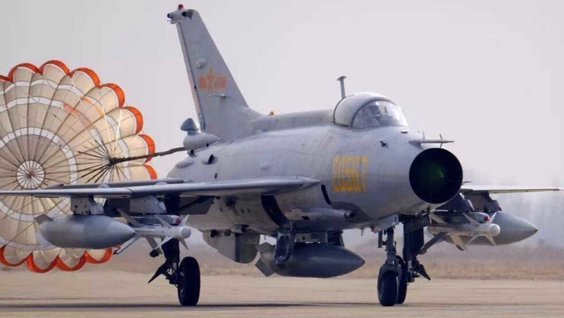 Os 10 aviões de combate mais populares em operação no mundo – Cavok Brasil