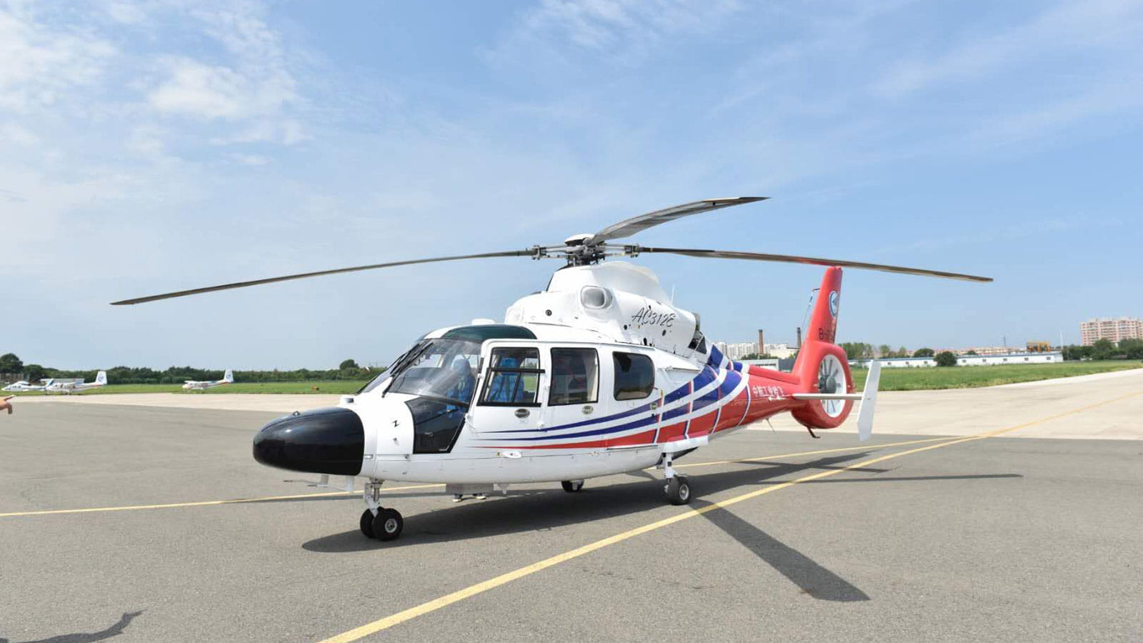 AVIC da China obtém licença de produção para o helicóptero AC312E ...