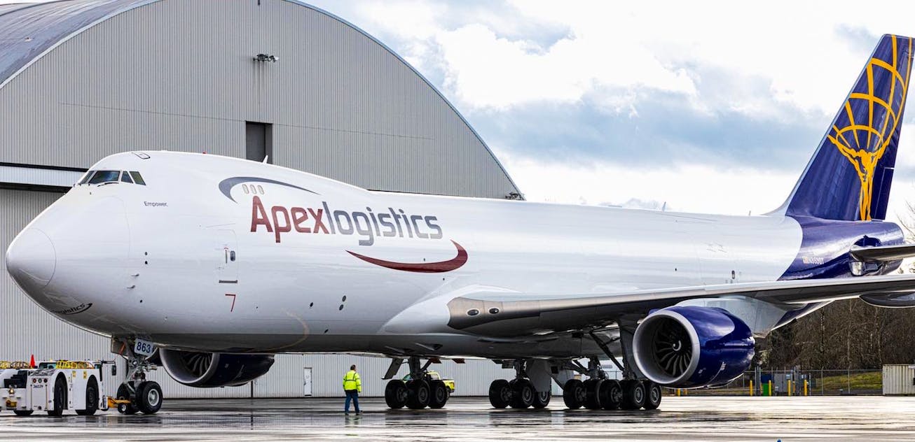 Último Boeing 747 recebe pintura especial – Cavok Brasil