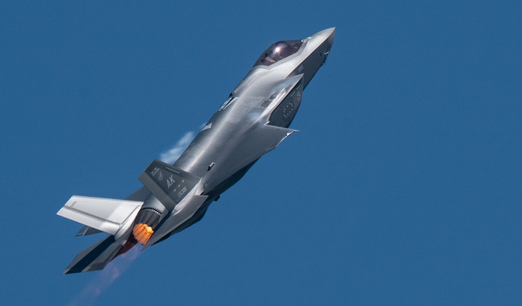 EUA exibem pela primeira vez os caças F-35 na Índia para tirar a Rússia ...