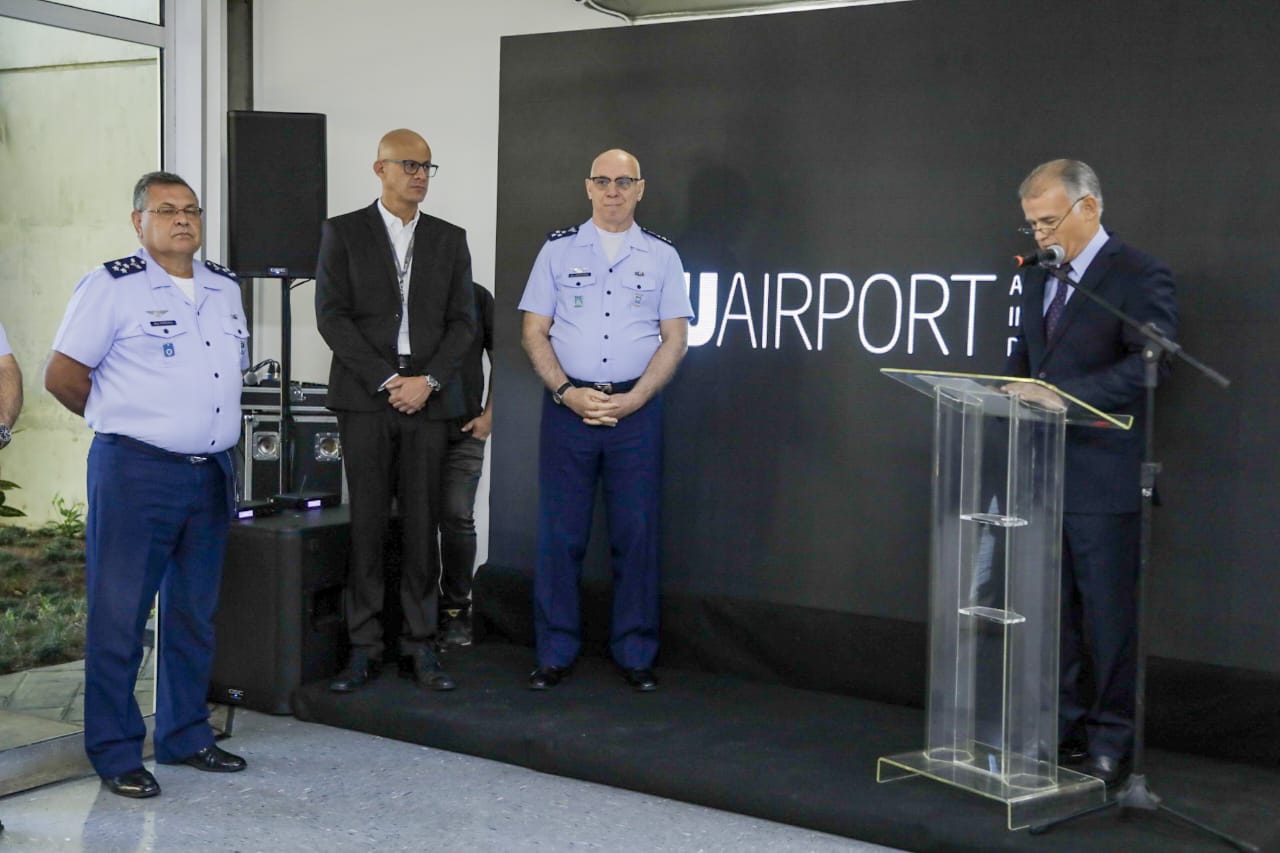 Torre de Controle do Aeroporto de Guarulhos é inaugurada após ...