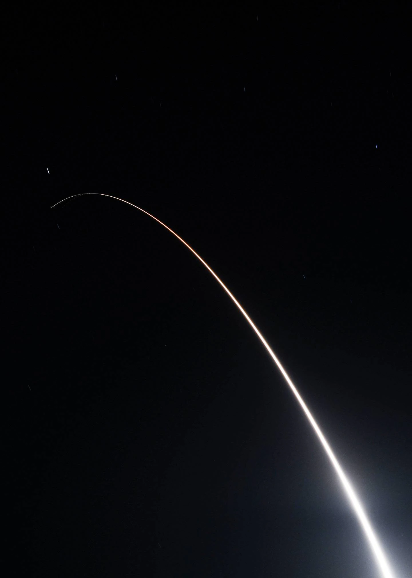 Força Aérea e Marinha dos EUA realizam teste de ICBM controlado por ...