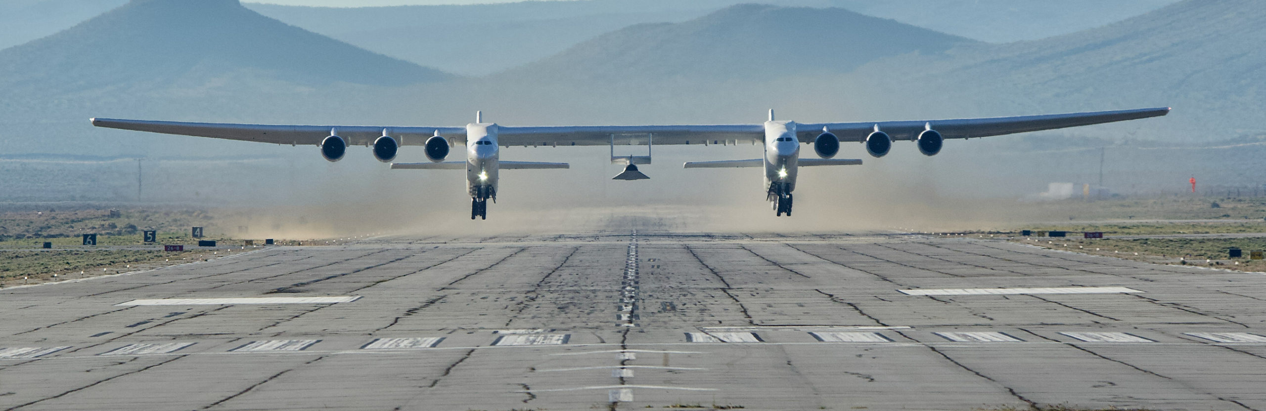 Stratolaunch conclui terceiro voo de transporte cativo com veículo ...
