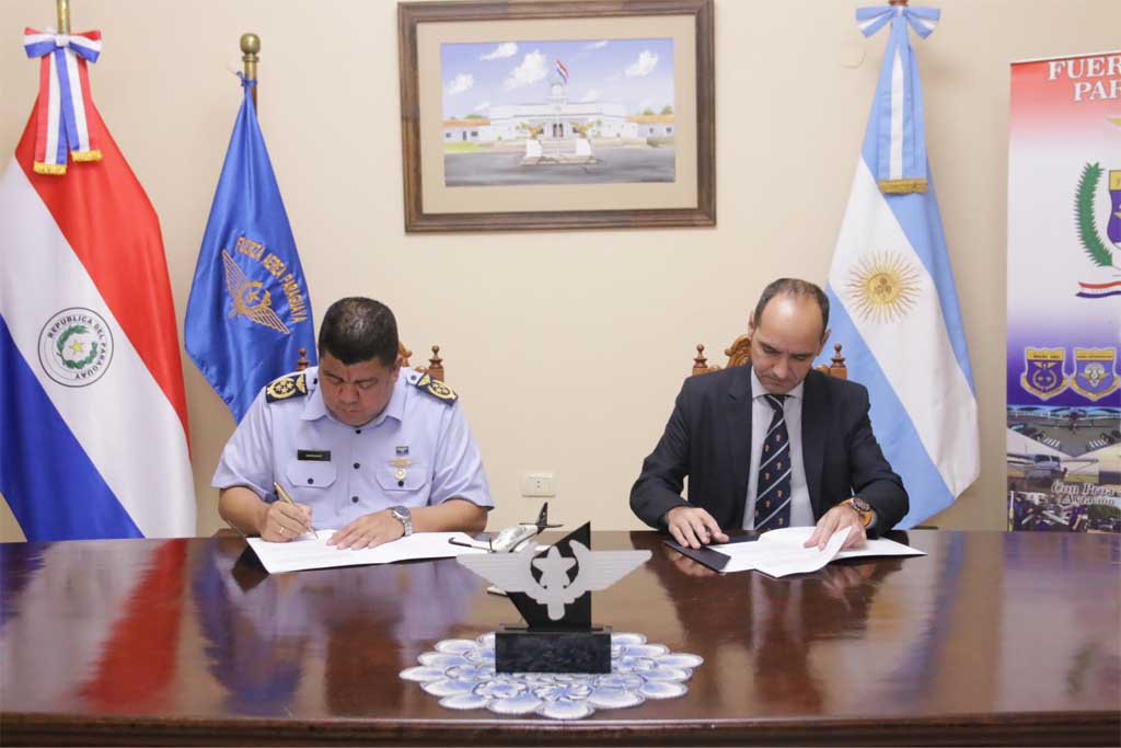 Força Aérea do Paraguai formaliza interesse na aquisição da aeronave ...