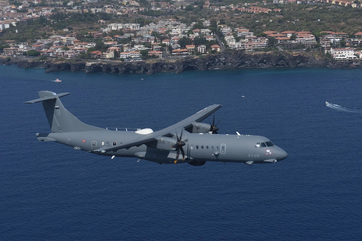 LIMA: Leonardo garante contrato com a Malásia para duas aeronaves ATR ...