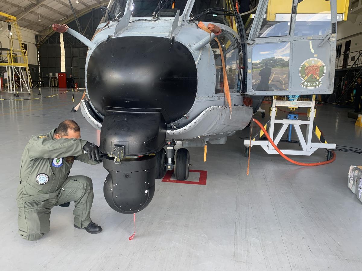 Esquadrão HU-41 da Marinha do Brasil instala FLIR STAR SAFIRE III no ...