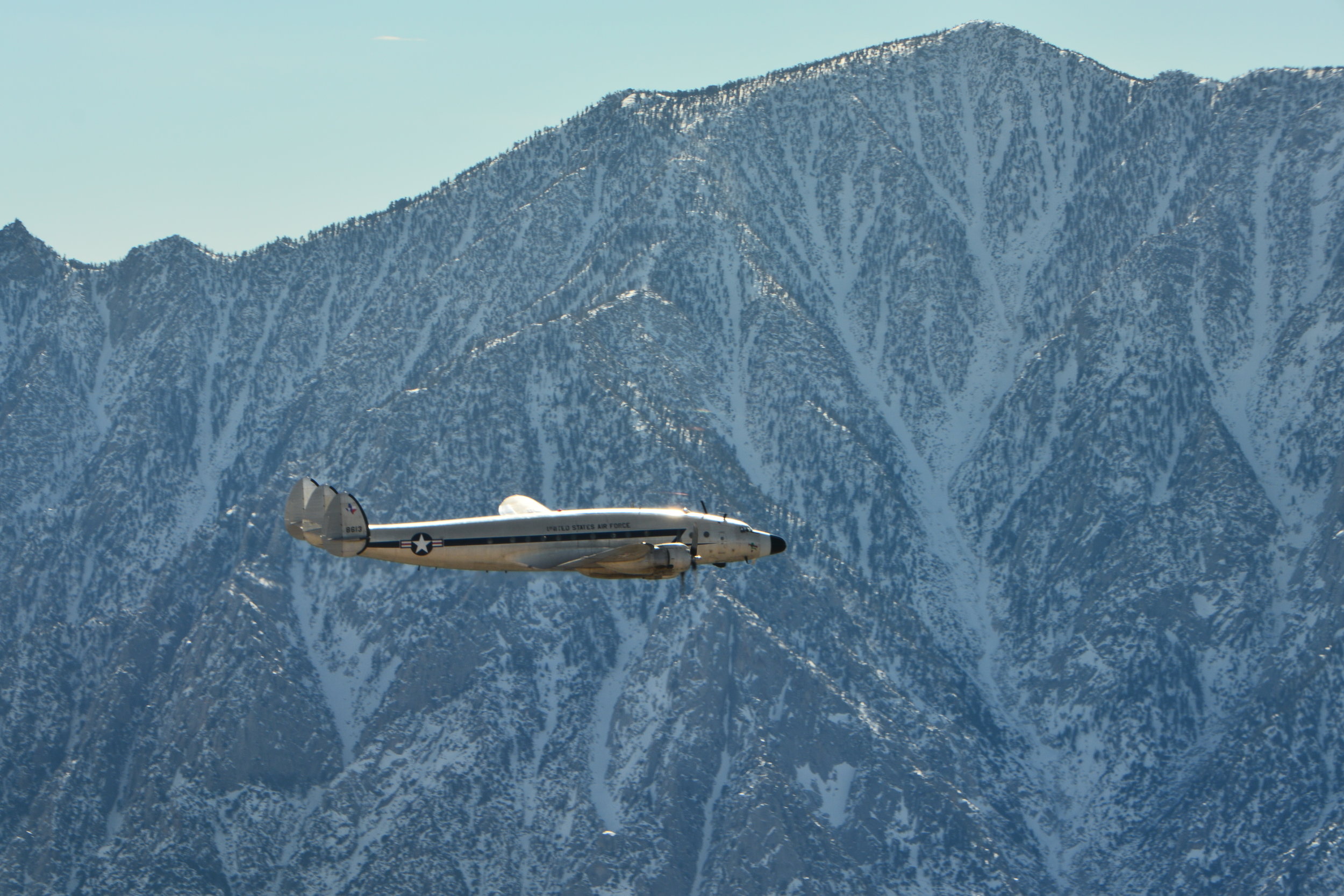 VÍDEO: Após 8 anos de restauração, Constellation ‘Bataan’ volta a voar ...