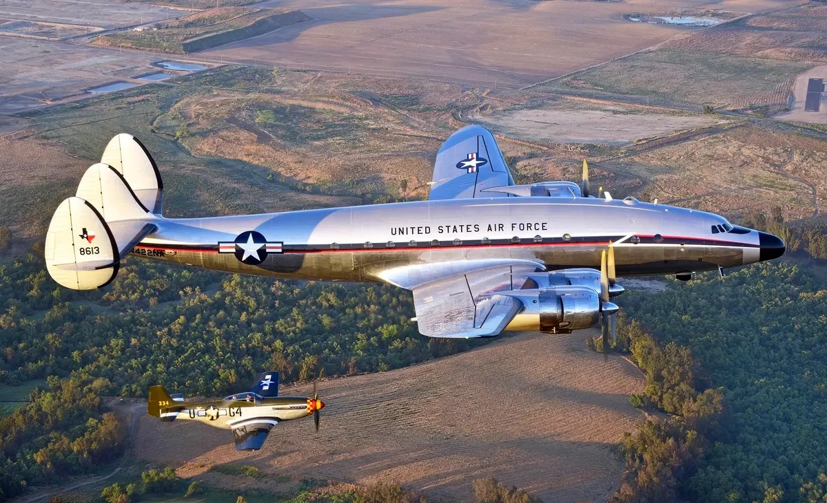 Após voltar a voar, Constellation ‘Bataan’ está sendo preparado para ...