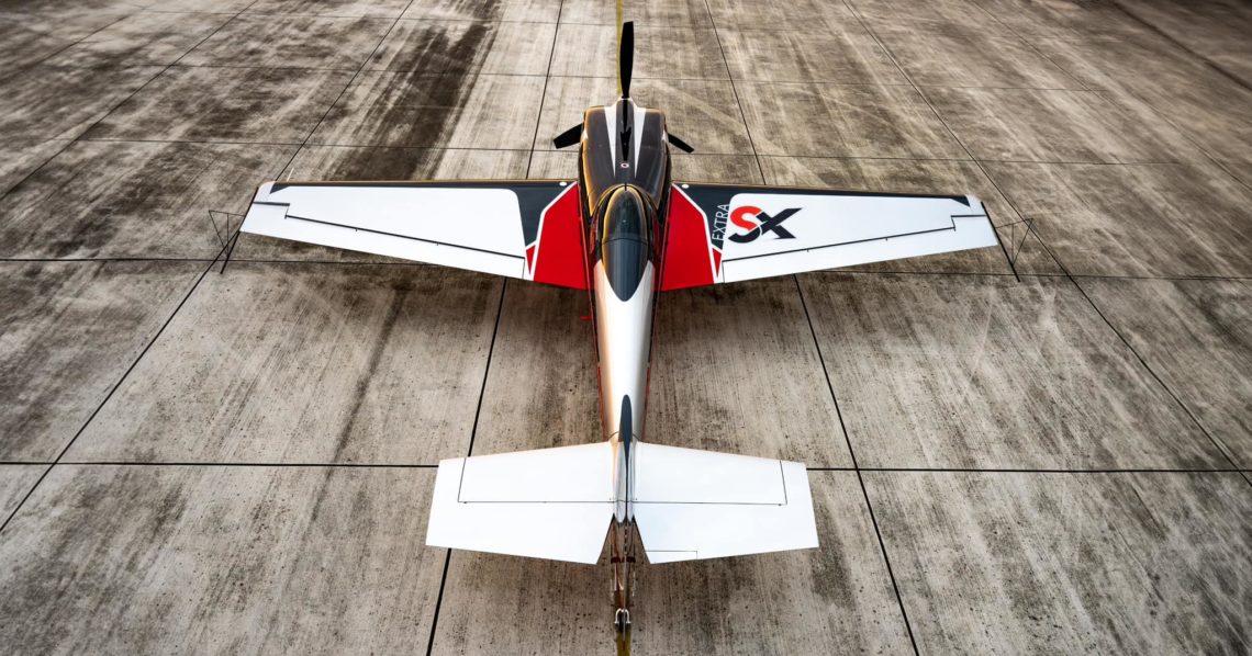 IMAGENS: Extra Aircraft revela o novo 330-SX – Cavok Brasil