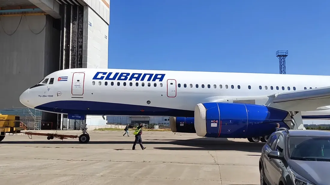 Depois de quatro anos, Cubana recebe de volta da Rússia um Tupolev Tu ...