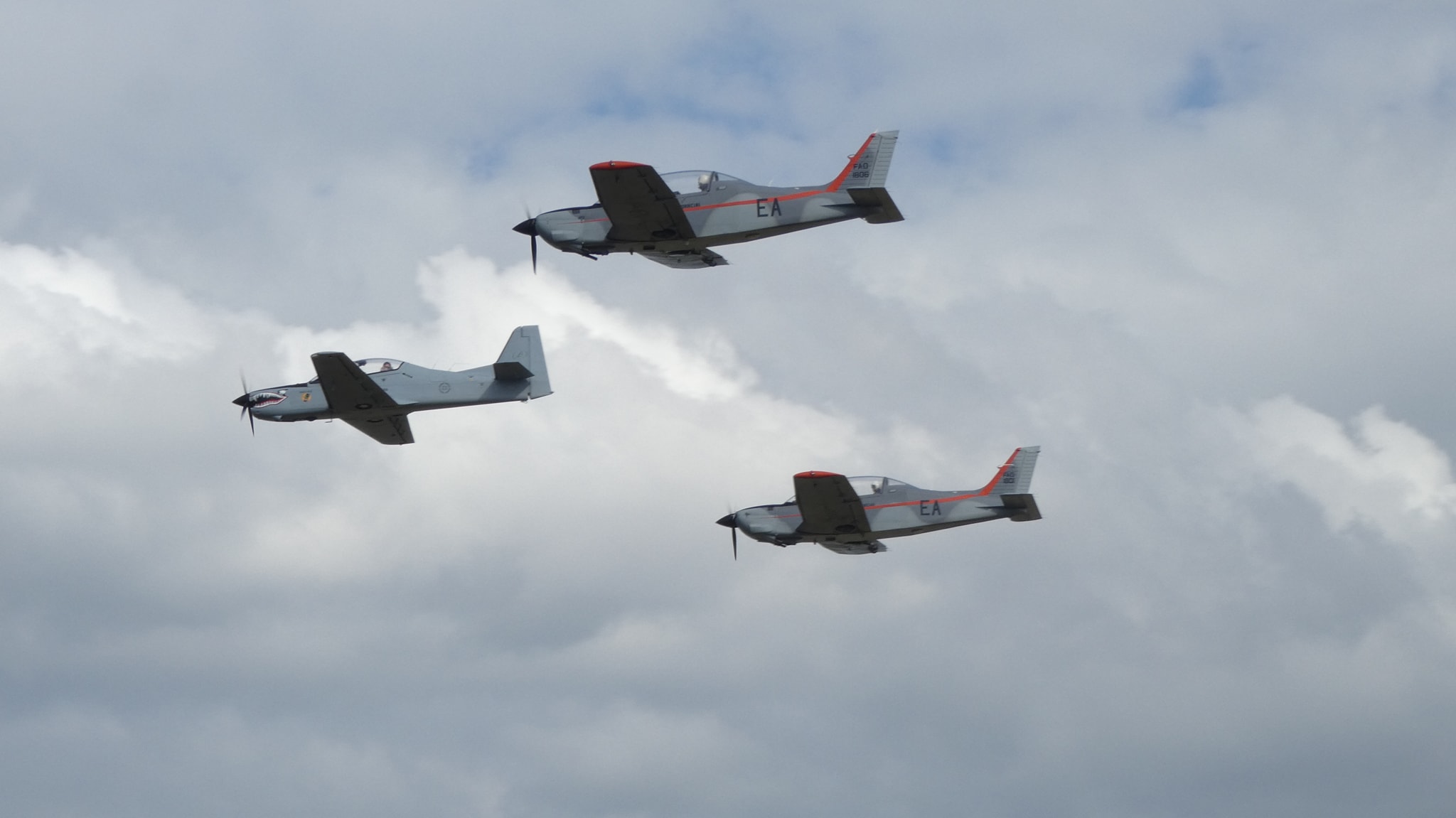 República Dominicana recebe suas primeiras aeronaves Dulus TP-75 ...